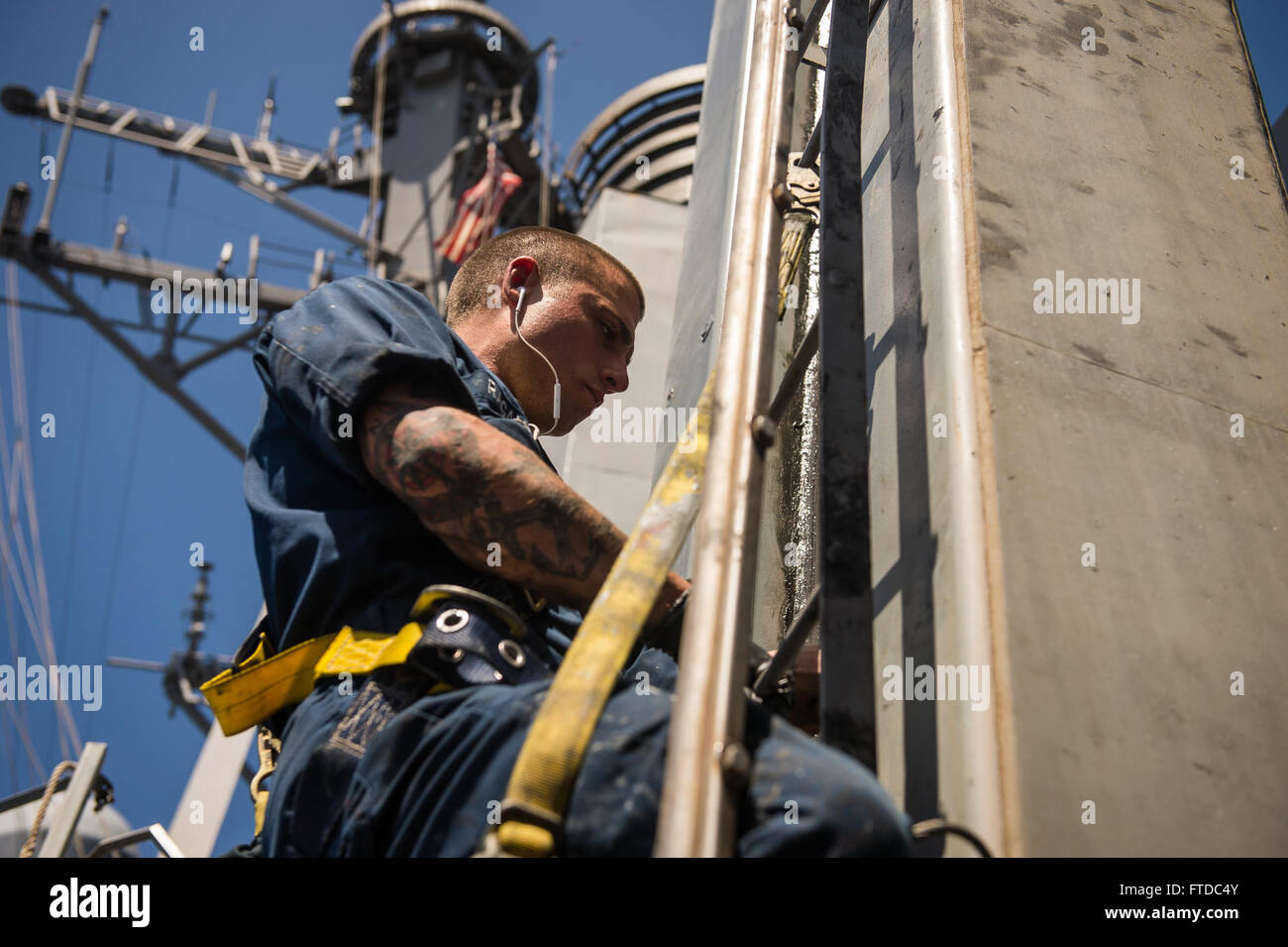 Sliding padeye hi-res stock photography and images - Alamy