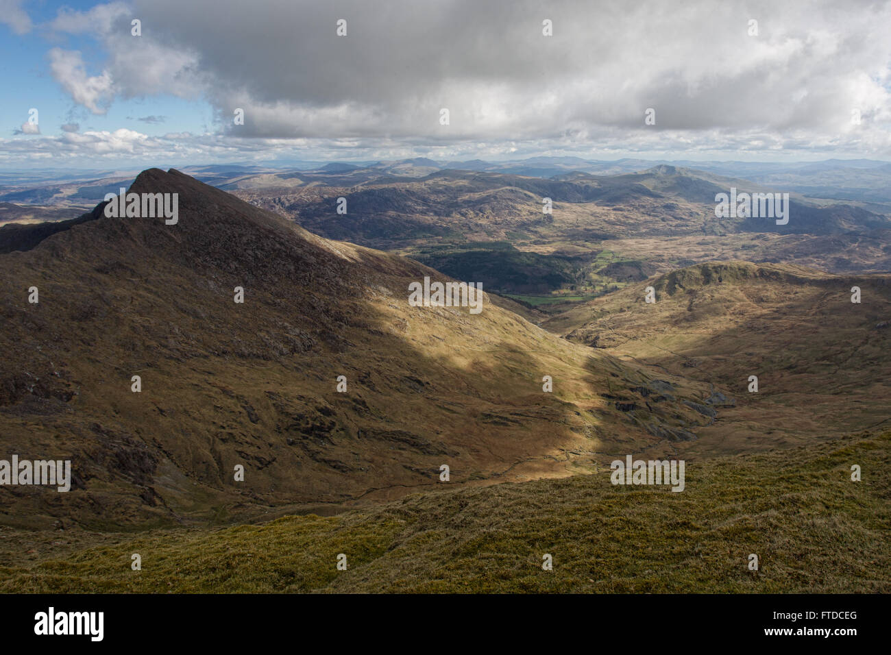View from the the Rhyd Ddu Path while ascending Snowdon, Snowdonia ...