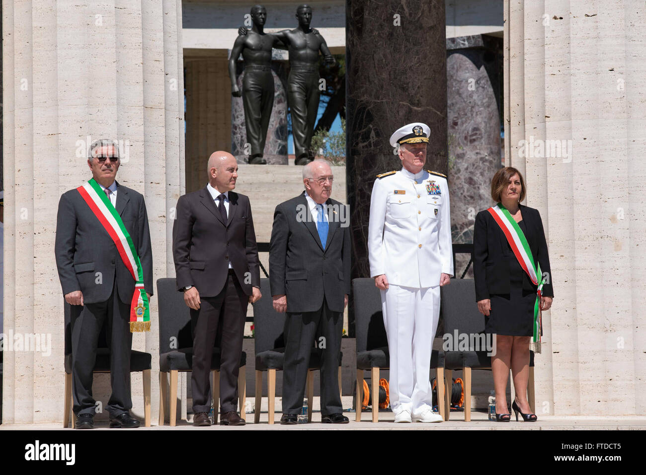 150525-N-OX801-087 NETTUNO, Italy (May 25, 2015) Commander, U.S. 6th ...