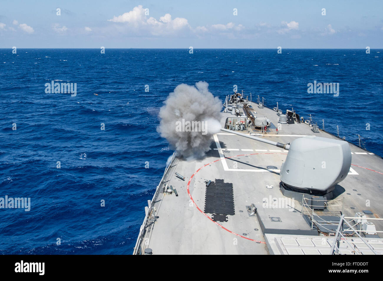 150610-N-XB010-110 MEDITERRANEAN SEA (June 10, 2015) USS Laboon (DDG 58 ...
