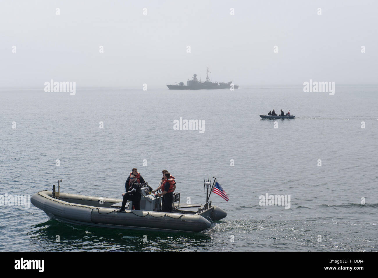 150612-N-ZZ999-007 BALTIC SEA (June 12, 2015) Rigid hull inflatable ...