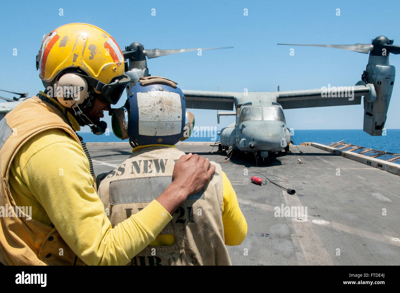 Uss cincinnati hi-res stock photography and images - Alamy