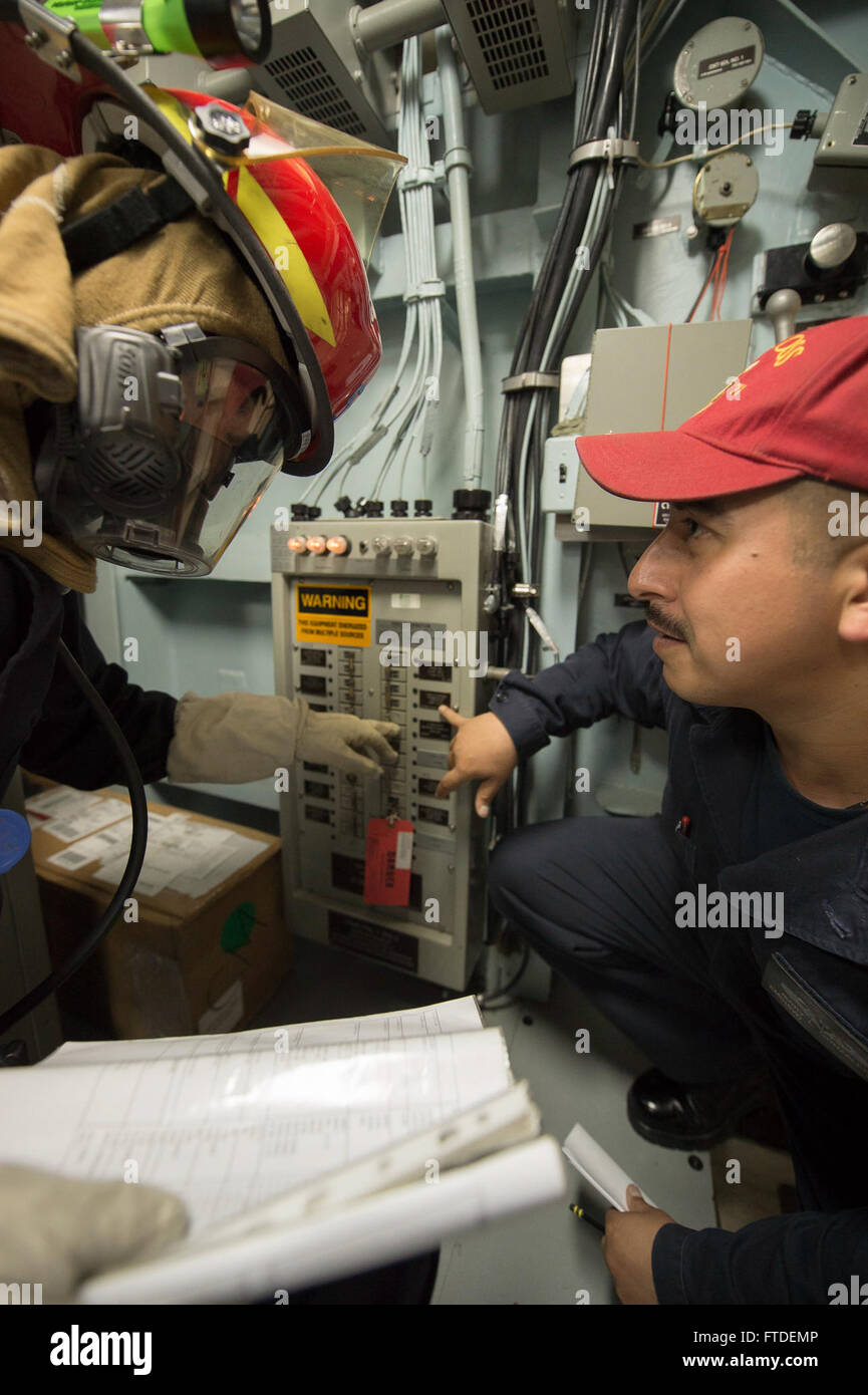 150708-N-FQ994-028 MEDITERRANEAN SEA (July 8, 2015) Electrician's Mate ...