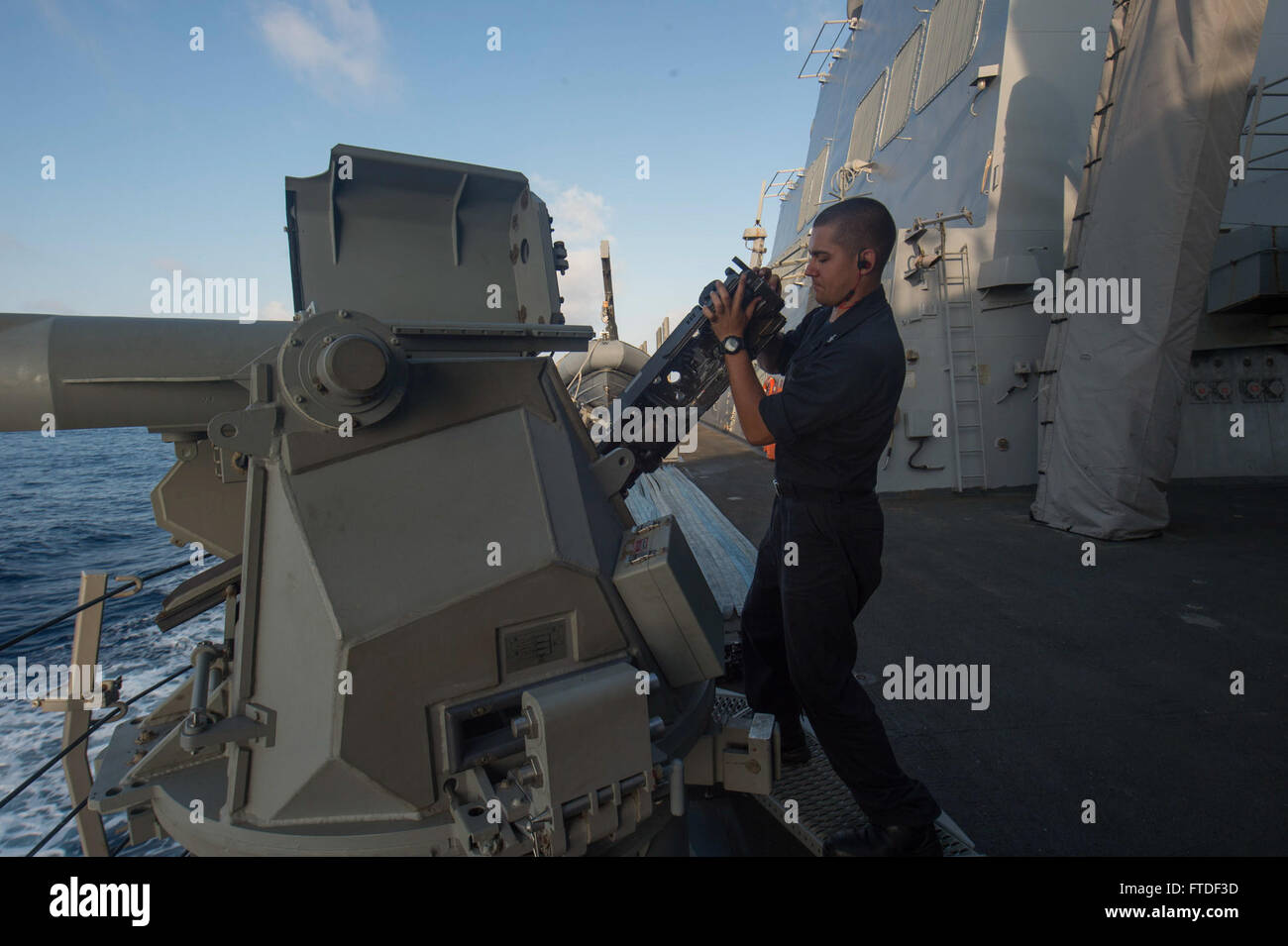 Mk 38 25mm machine gun hi-res stock photography and images - Alamy