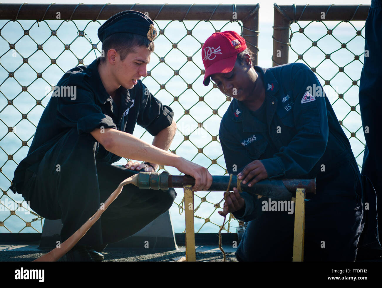 Pipe patching hi-res stock photography and images - Alamy