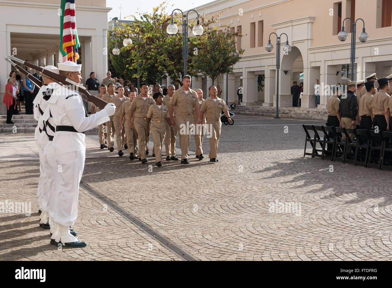 U s army officers arrive hi-res stock photography and images - Alamy