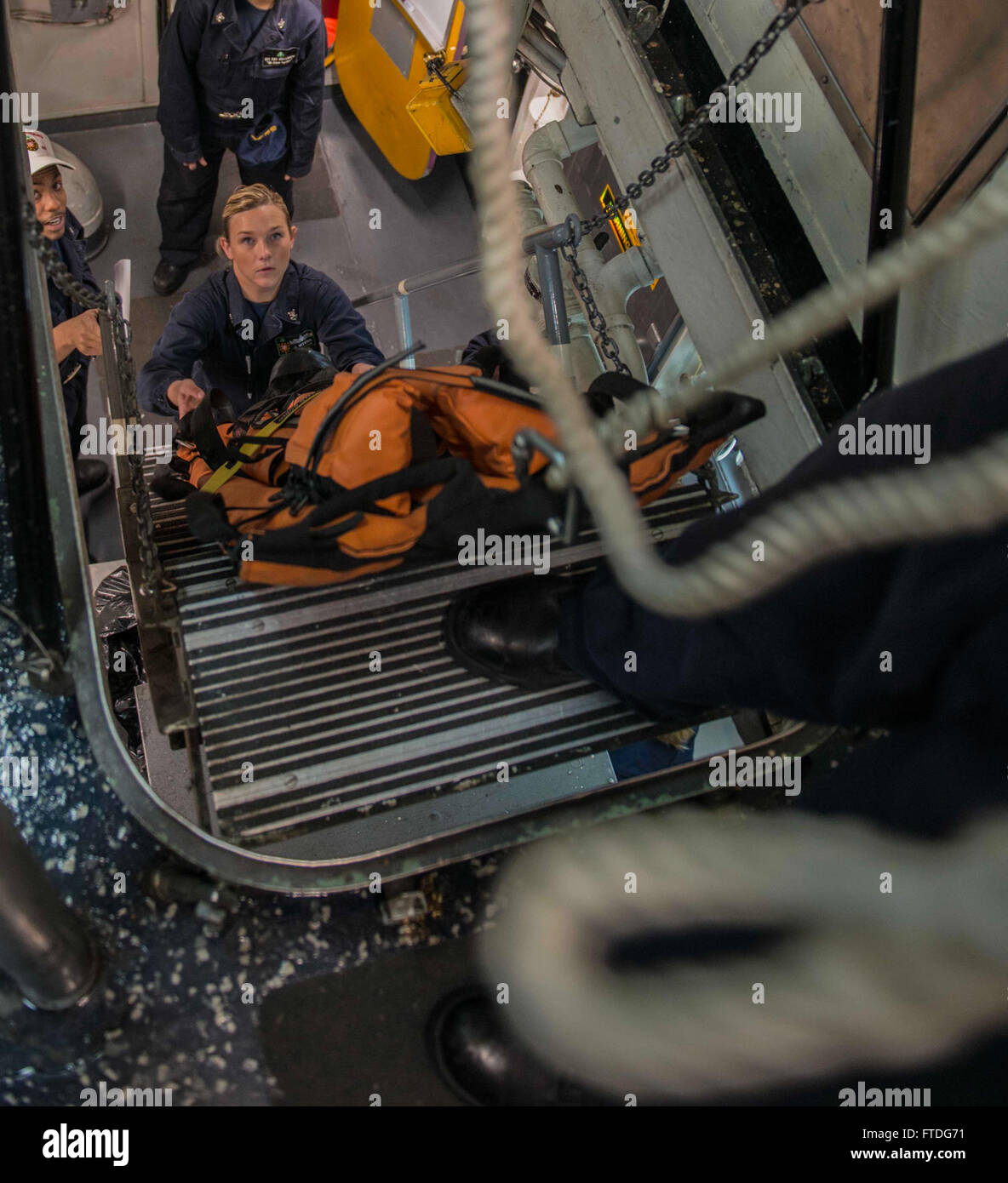 151007-N-OX430-028 ATLANTIC OCEAN (Oct. 7, 2015) Sailors lift a Reece ...