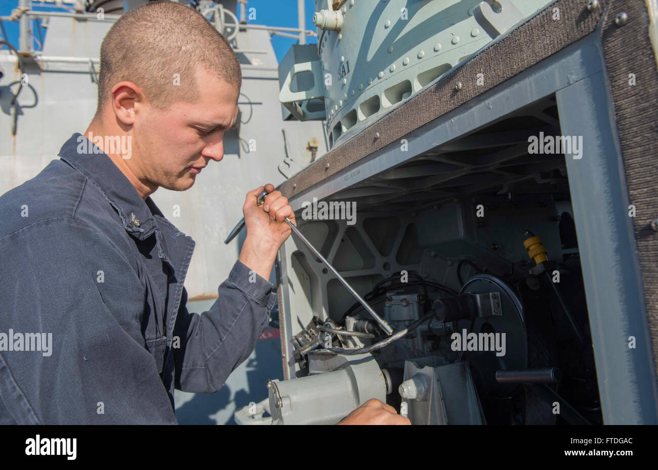 Phalanx close in weapons system ciws hi-res stock photography and ...