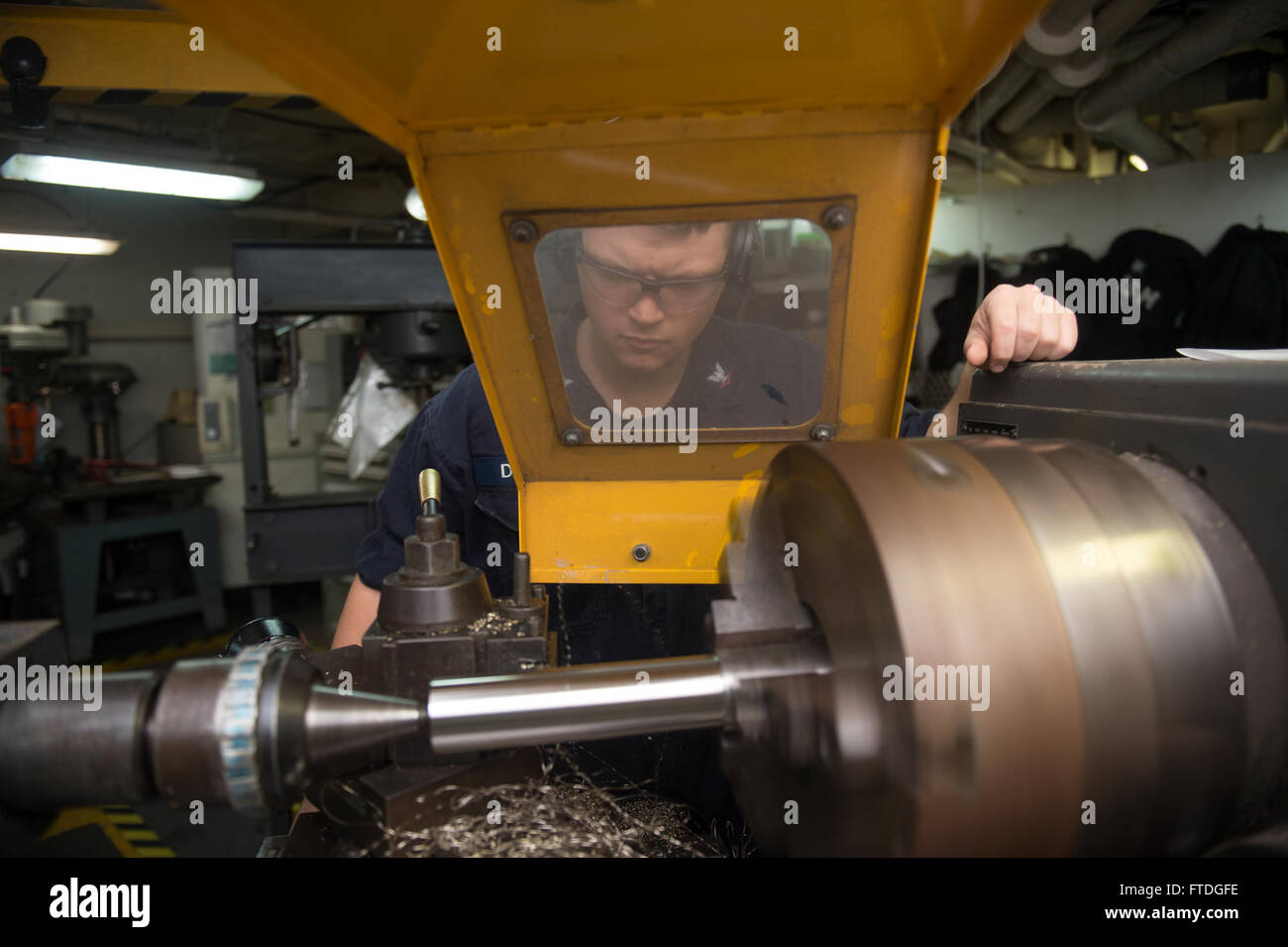 Uss oak ridge hi-res stock photography and images - Alamy