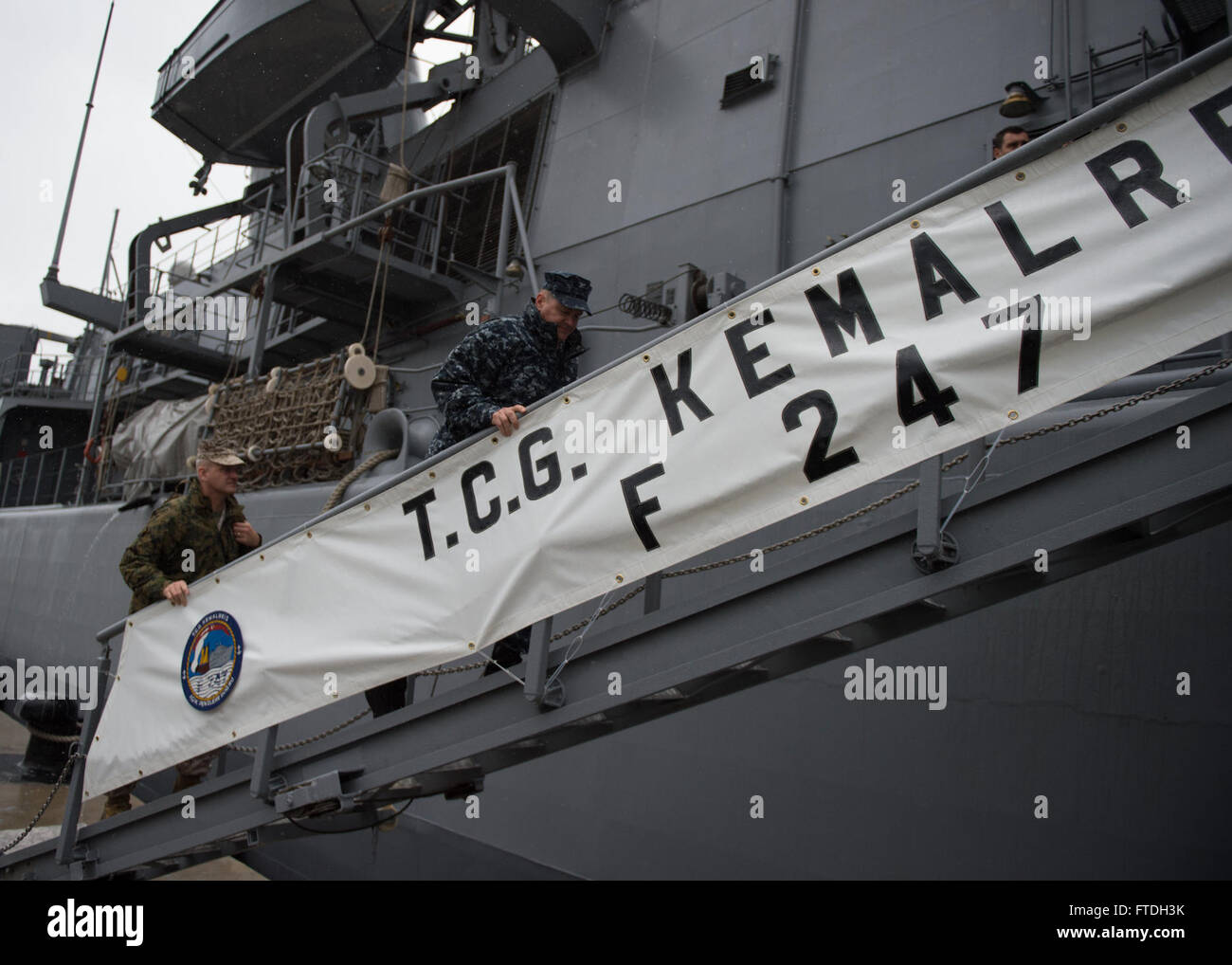 Foca turkey uss kearsarge lhd 3 hi-res stock photography and images - Alamy