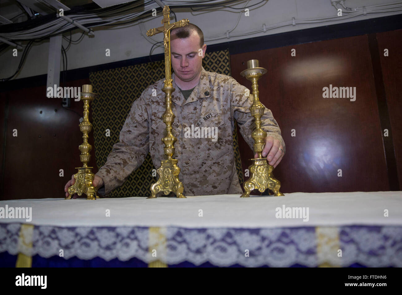 U s navy religious programs specialist hi-res stock photography and ...