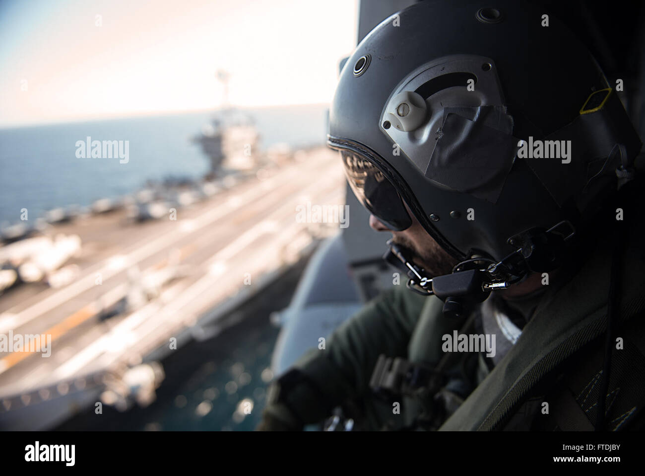 Naval frigate helicopter hi-res stock photography and images - Alamy