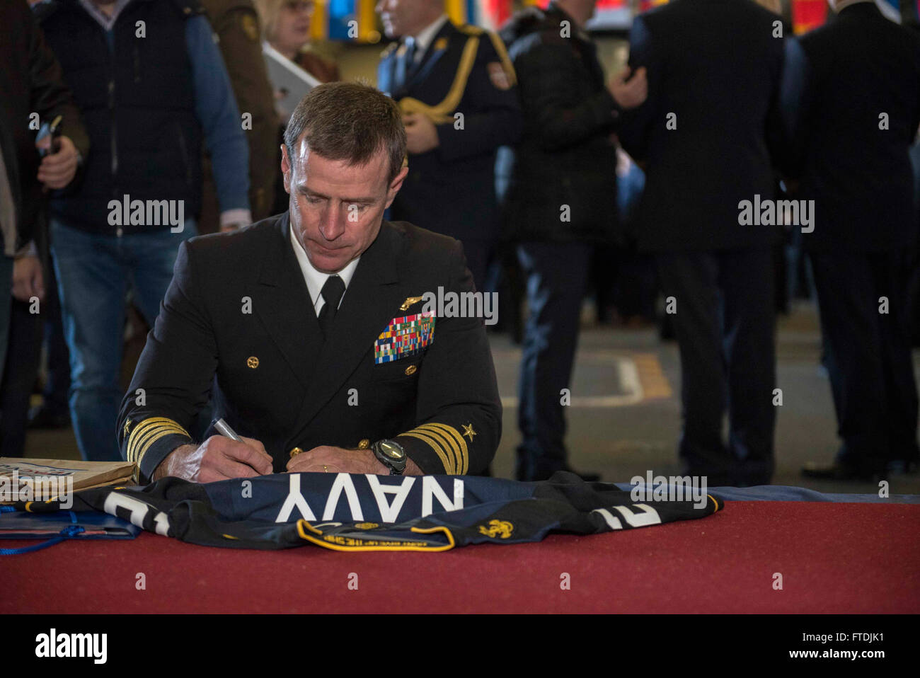 Soccer jersey hi-res stock photography and images - Alamy