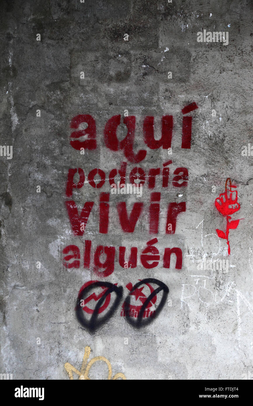 Spanish graffiti on building hi-res stock photography and images - Alamy