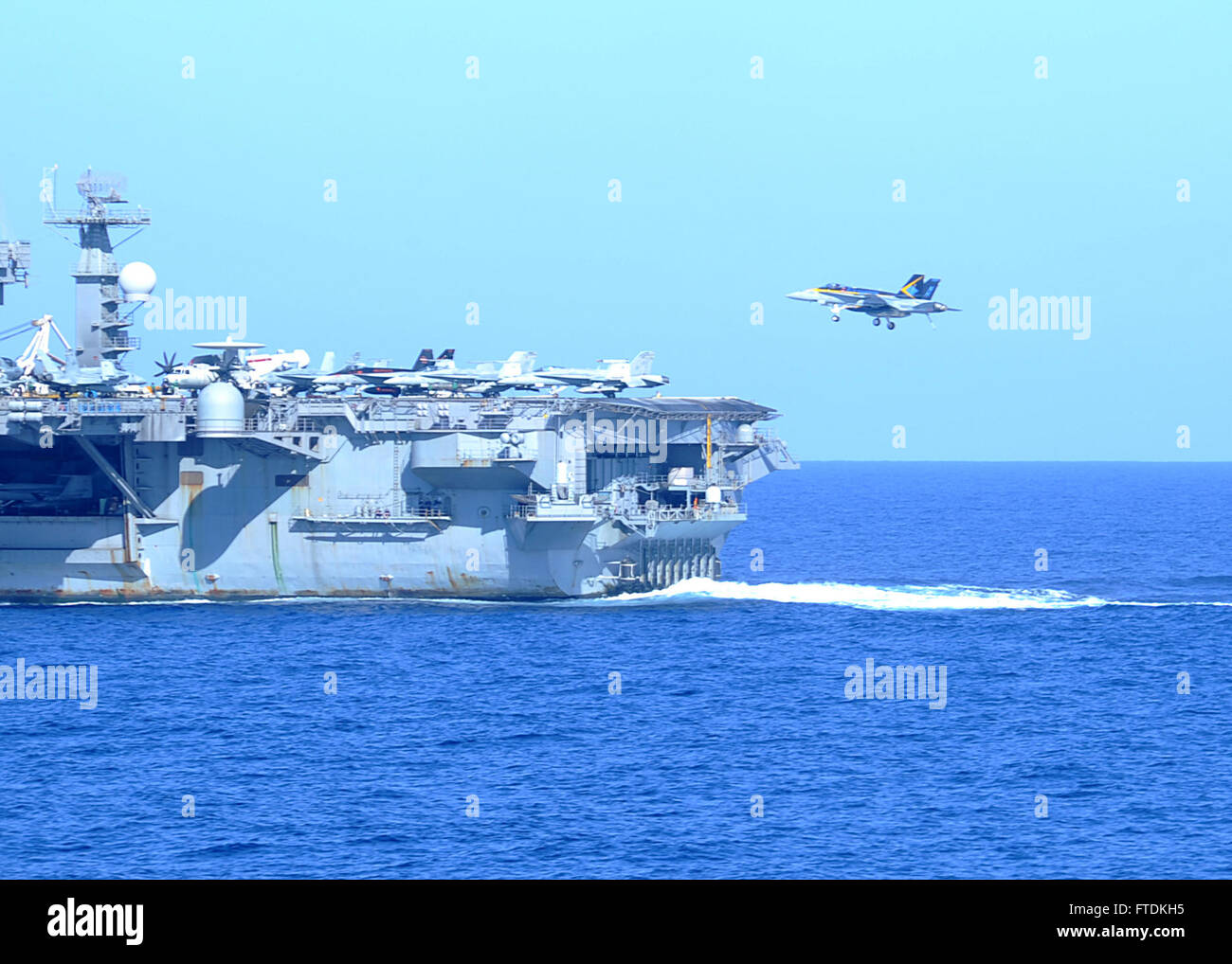 Blue diamonds in the army hi-res stock photography and images - Alamy
