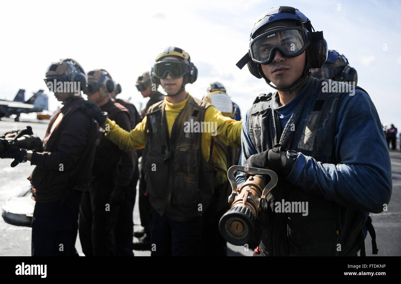 Simulated flight deck fire drill hi-res stock photography and images ...