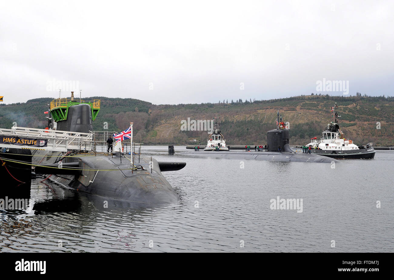 Virginia class attack submarine hi-res stock photography and images - Alamy