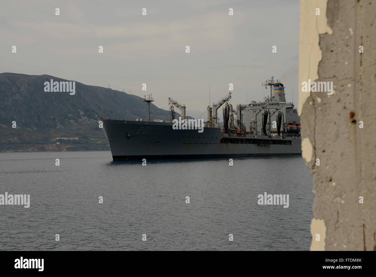The USNS Patuxent (T-AO-201), a Henry J. Kaiser-class fleet ...