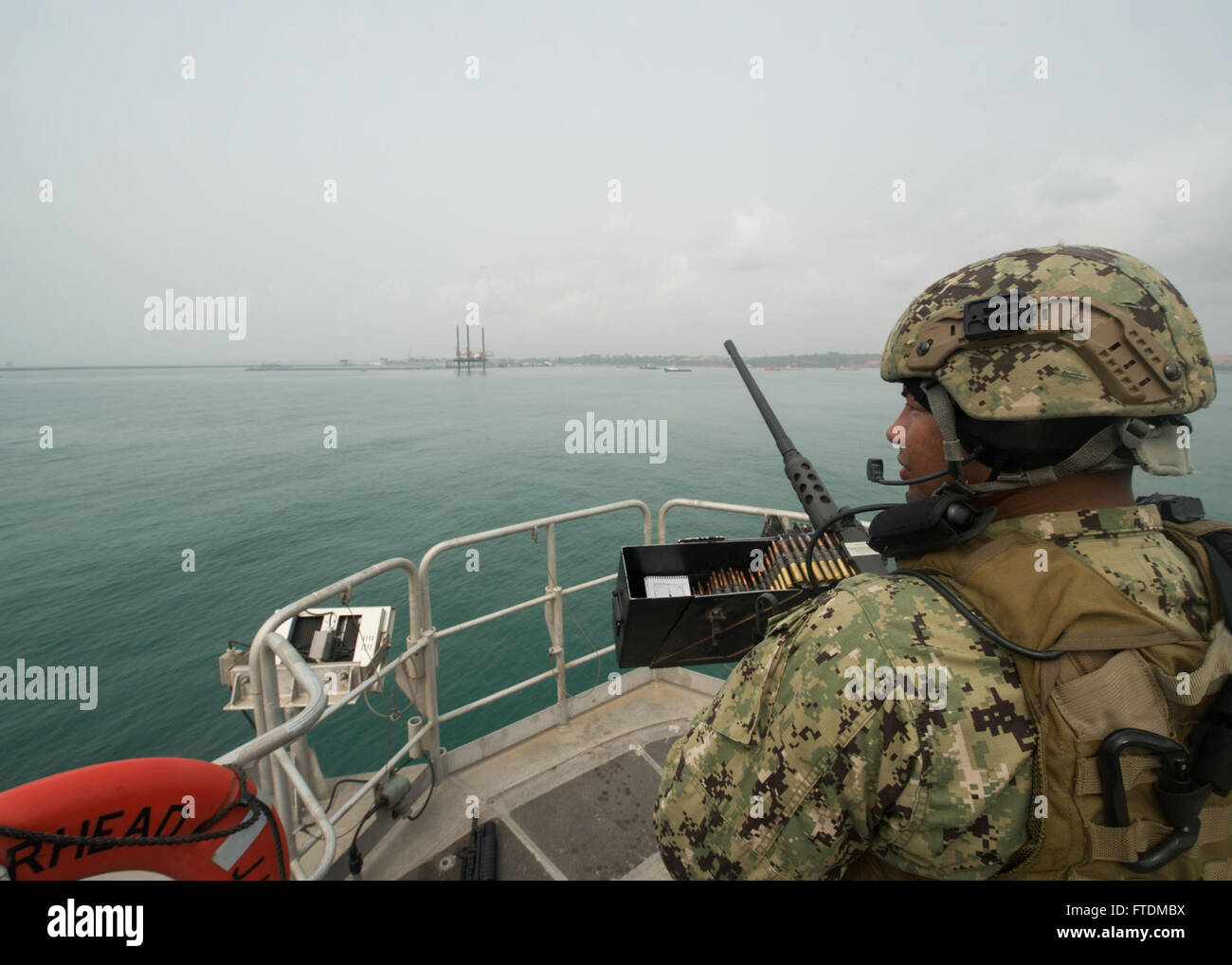 U s navy boatswains mate 1st hi-res stock photography and images - Alamy