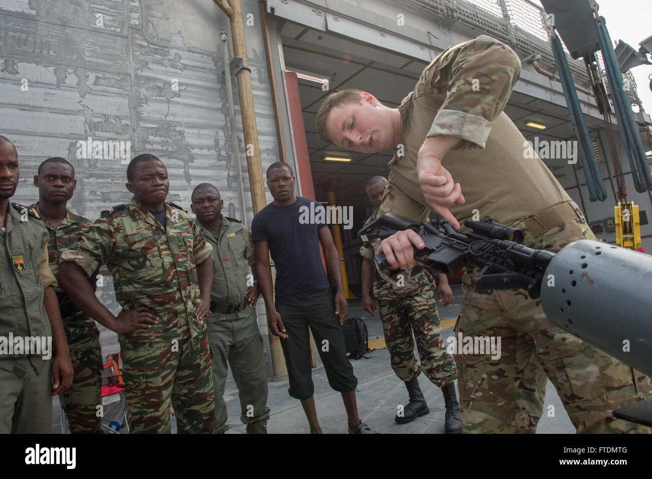 Maritime Enforcement Specialist 3rd Class John Mimnaugh trains ...