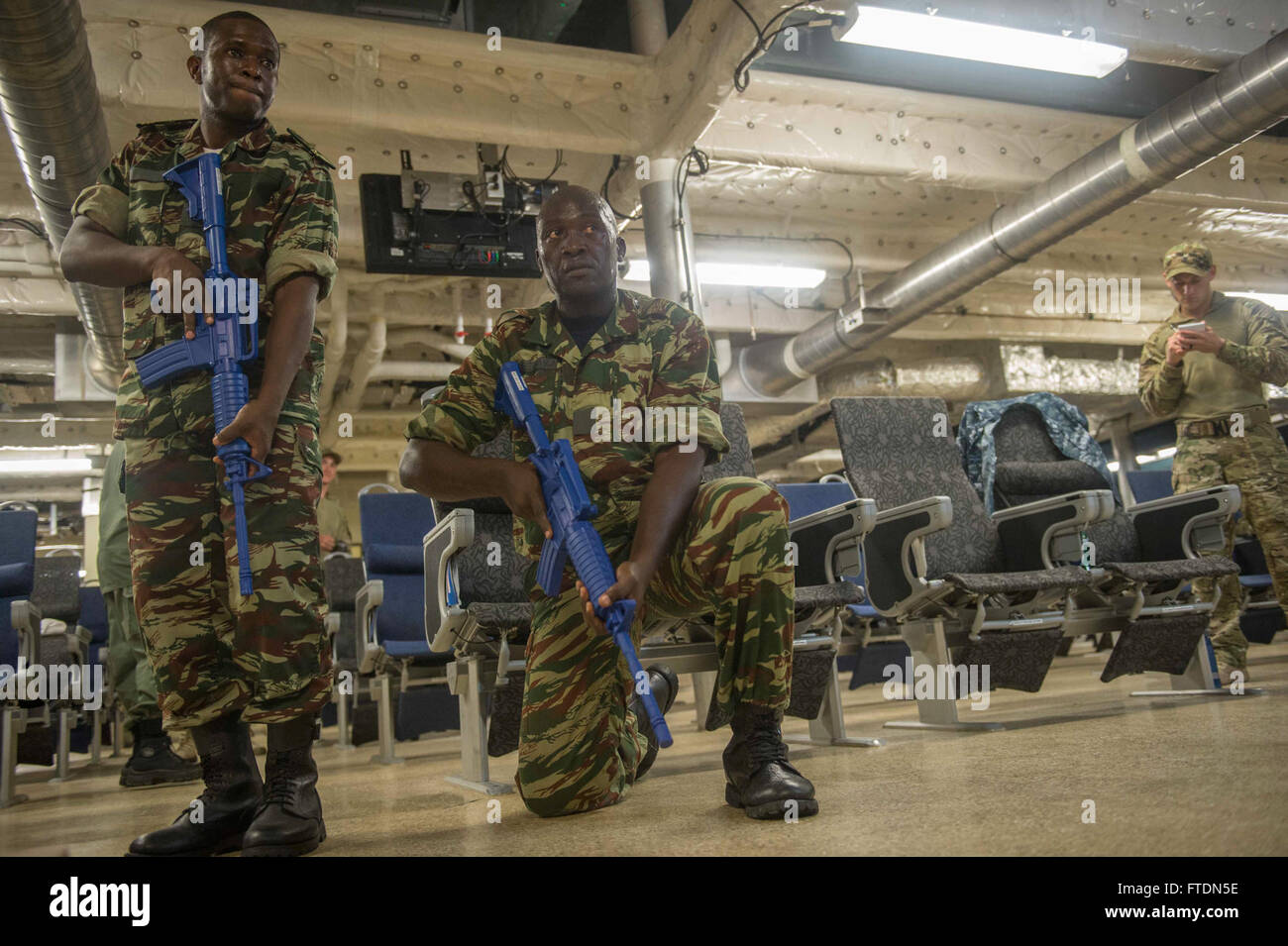 U s navy sailors boarding hi-res stock photography and images - Alamy