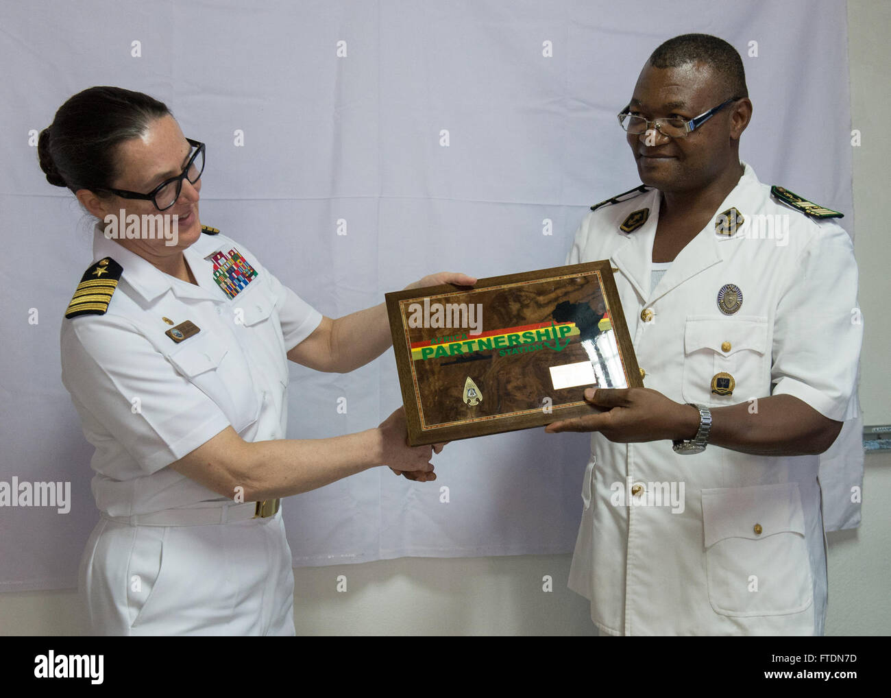 Cameroon fon chief hi-res stock photography and images - Alamy