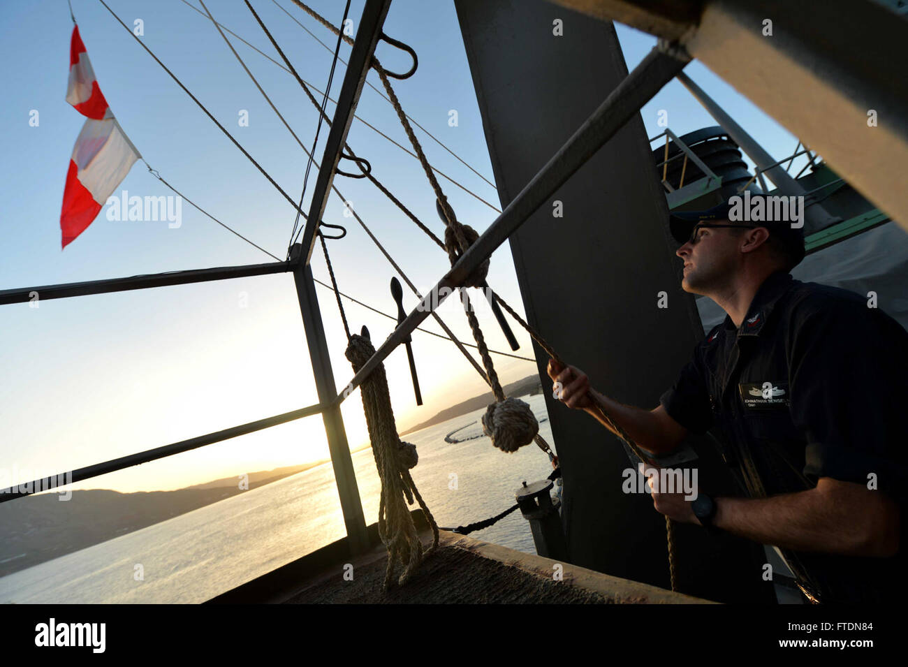 U s navy quartermaster 1st class hi-res stock photography and images ...