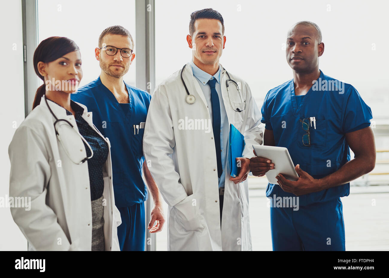 Ward round hi-res stock photography and images - Alamy