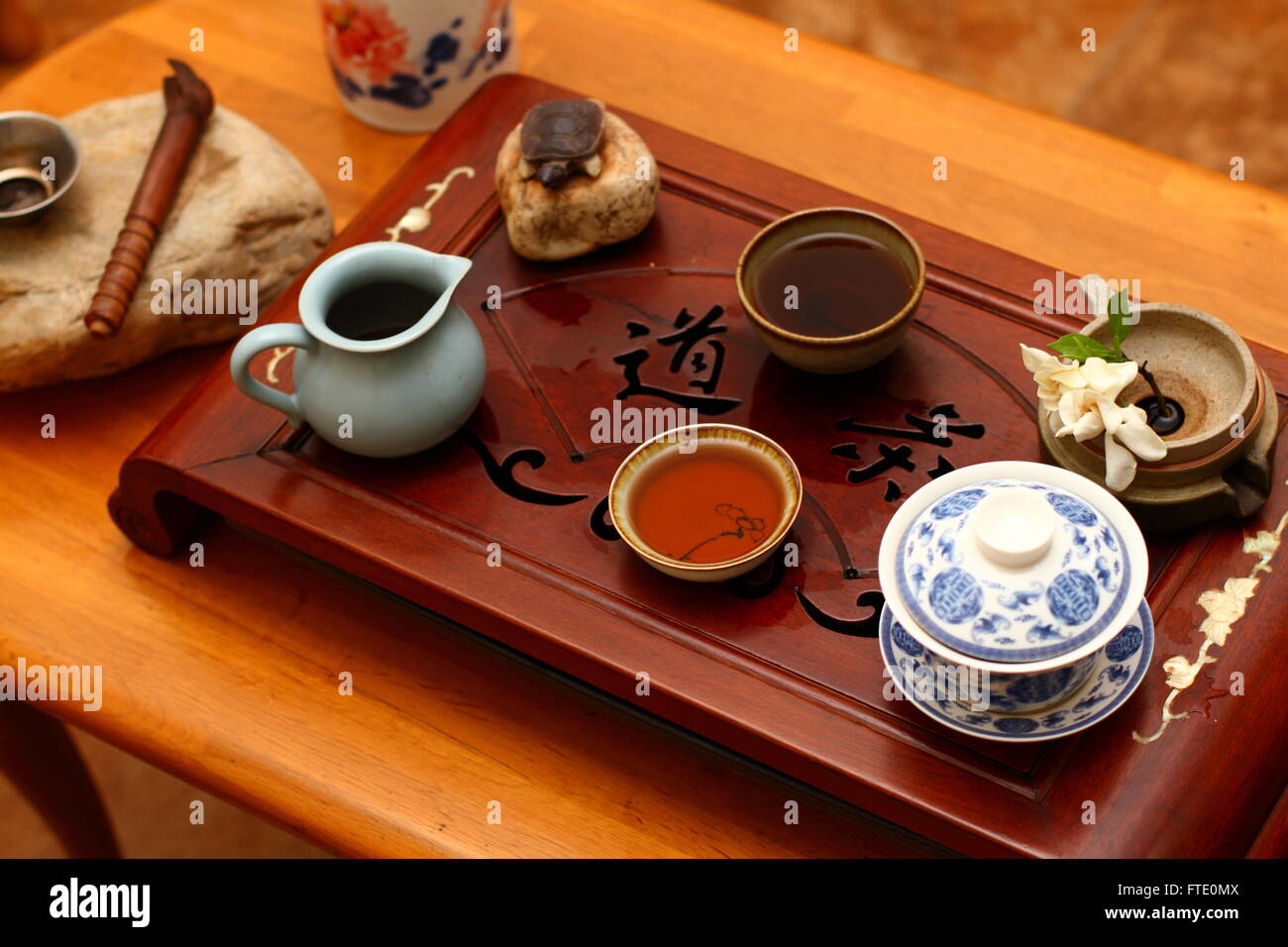chinese tea ceremony Stock Photo - Alamy