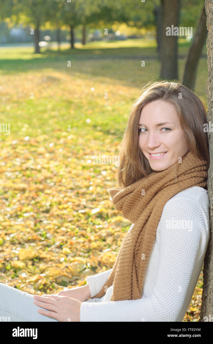 Fall park hi-res stock photography and images - Alamy