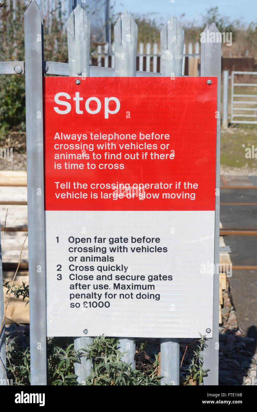 Level crossing signs hi-res stock photography and images - Alamy