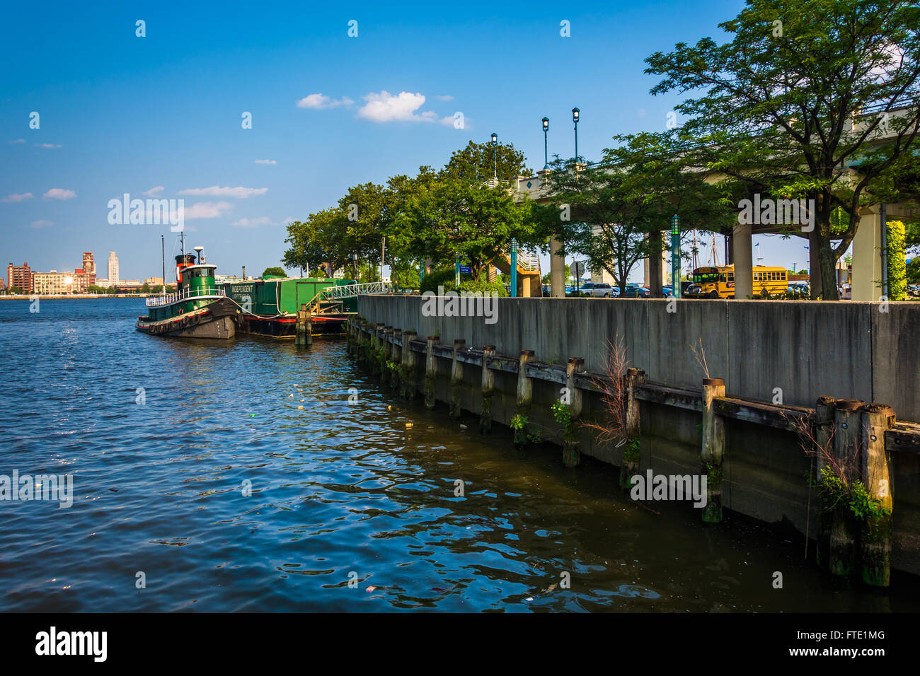 The Delaware River in Philadelphia, Pennsylvania Stock Photo - Alamy