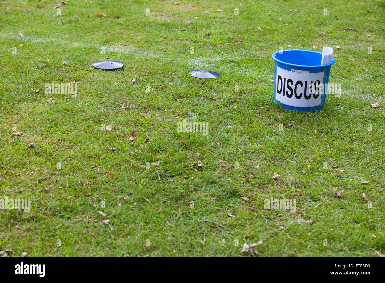 Discus throw detail hi-res stock photography and images - Alamy
