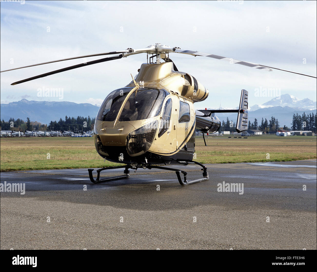 Mcdonnell douglas md 900 explorer hi-res stock photography and images ...