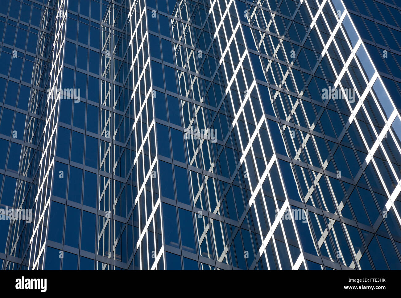 Mullions hi-res stock photography and images - Alamy