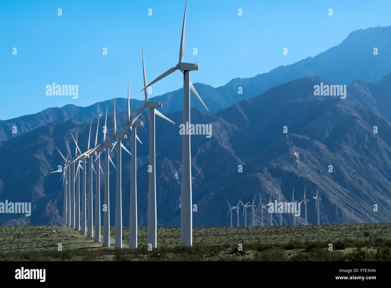 Wind turbines california hi-res stock photography and images - Alamy
