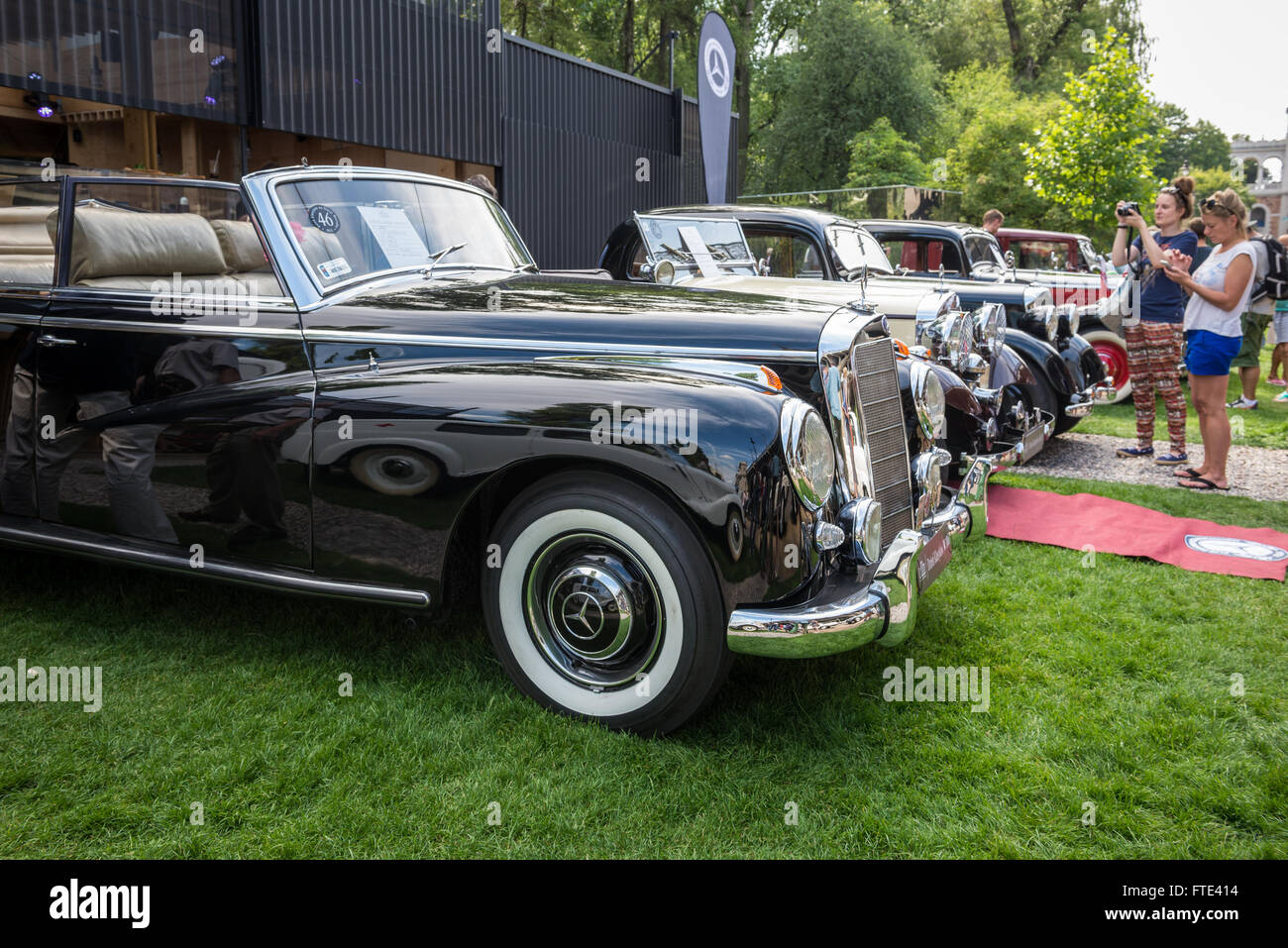 Mercedes-Benz W186 300D Adenauer from 1952 during Mercedes vintage cars ...
