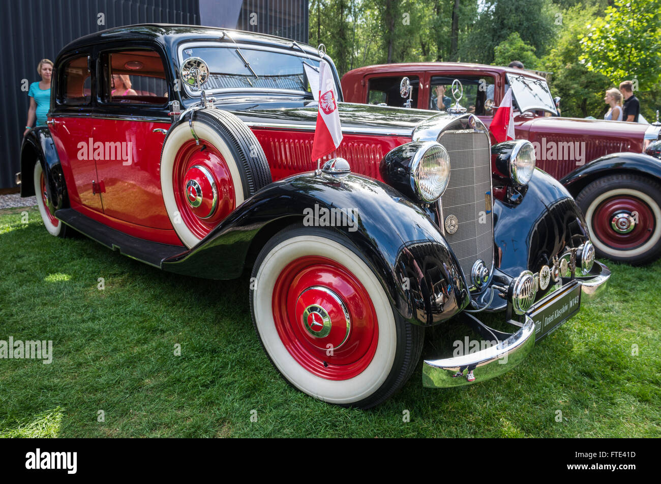 Mercedes benz w 143 hi-res stock photography and images - Alamy