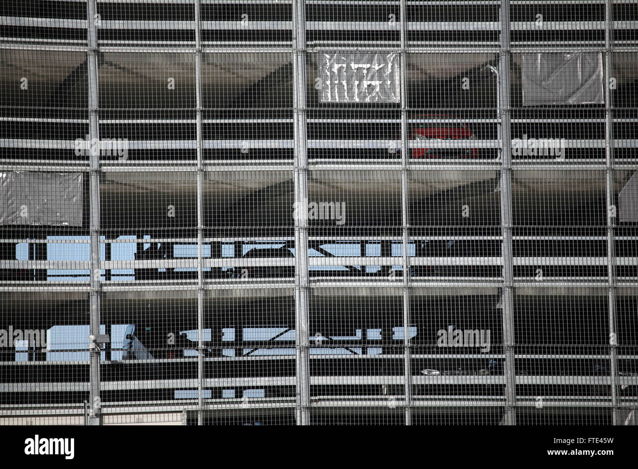 Parking building made in steel Stock Photo - Alamy