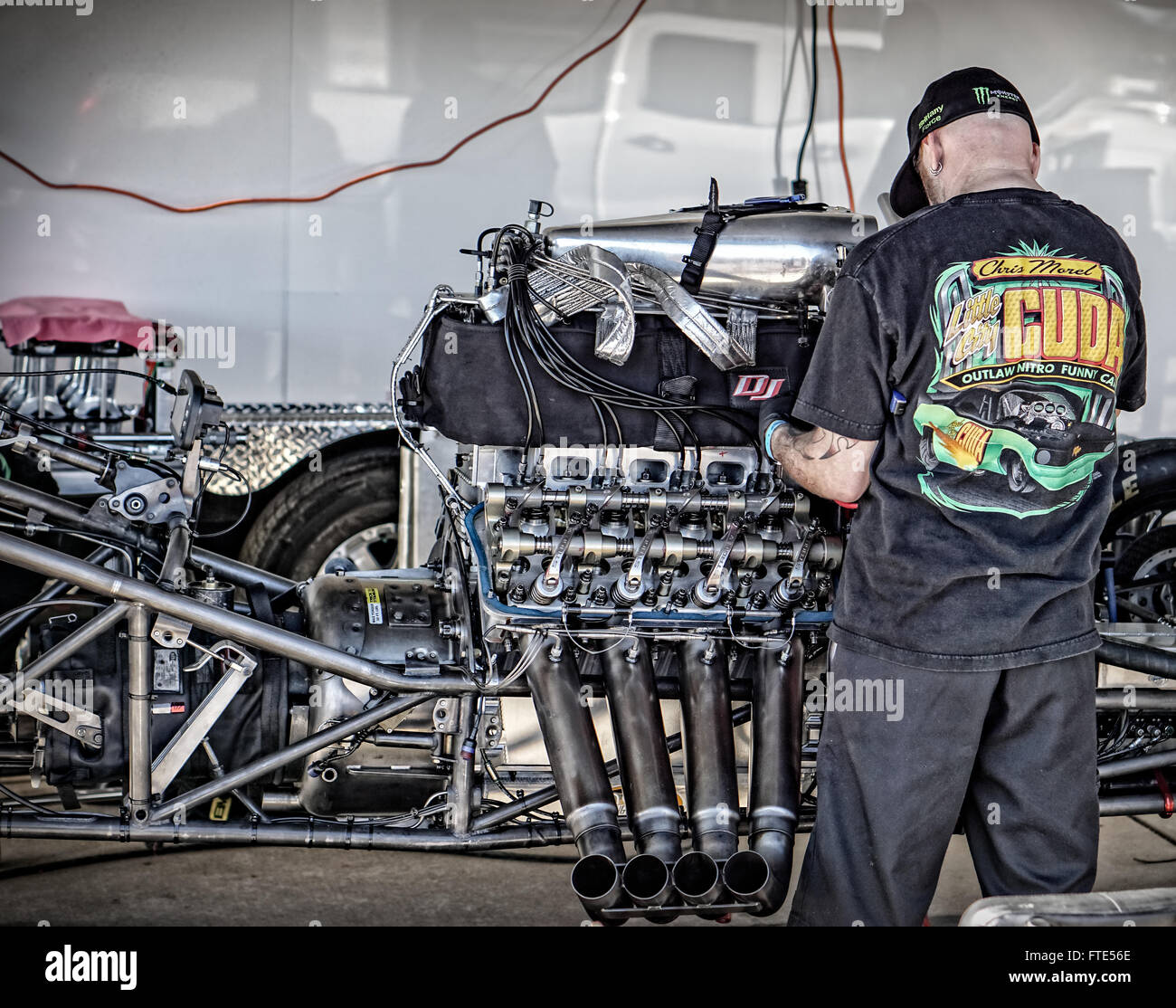Mechanical drag hi-res stock photography and images - Alamy