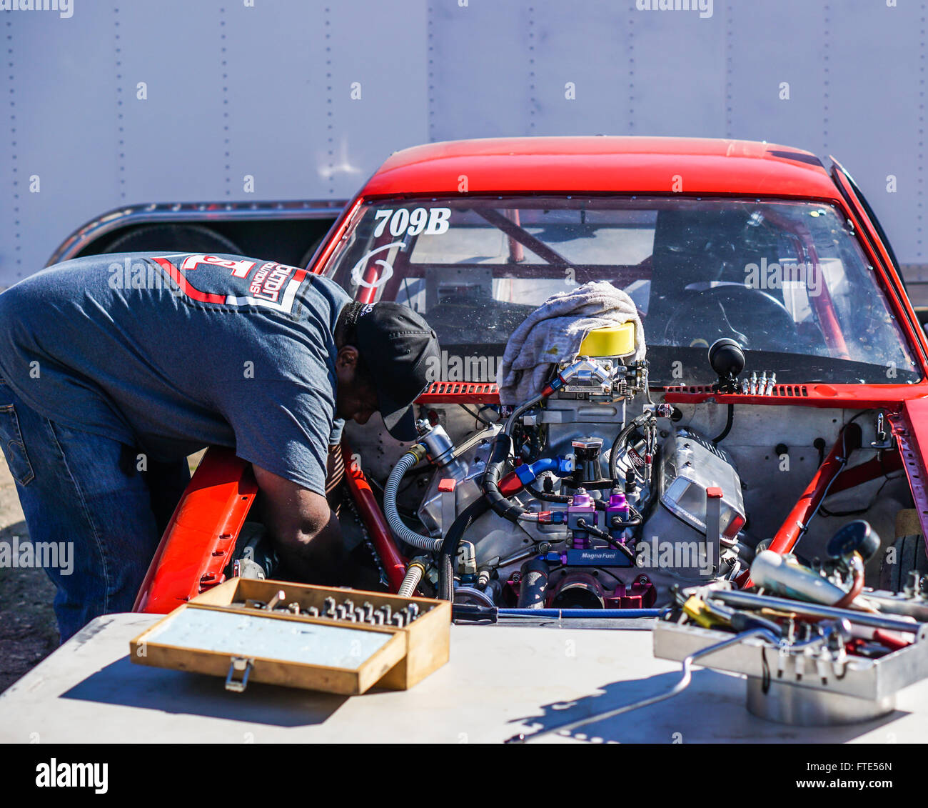 Mechanical drag hi-res stock photography and images - Alamy