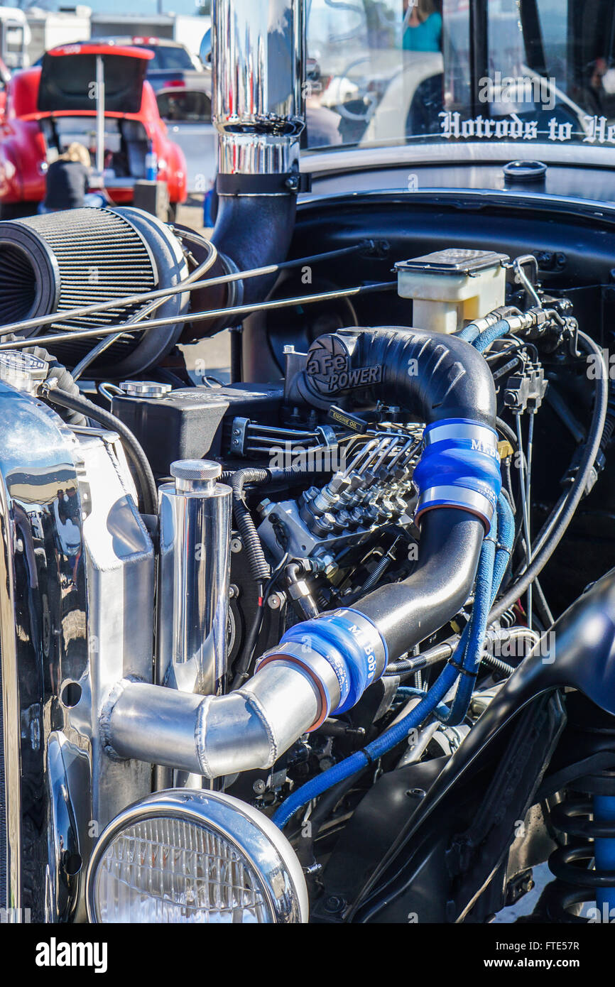 Hot rod engine hi-res stock photography and images - Alamy