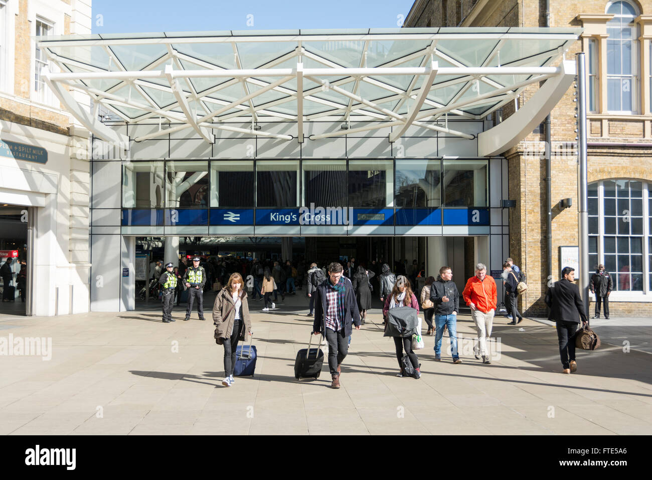 Entrance kings cross station in hi-res stock photography and images - Alamy