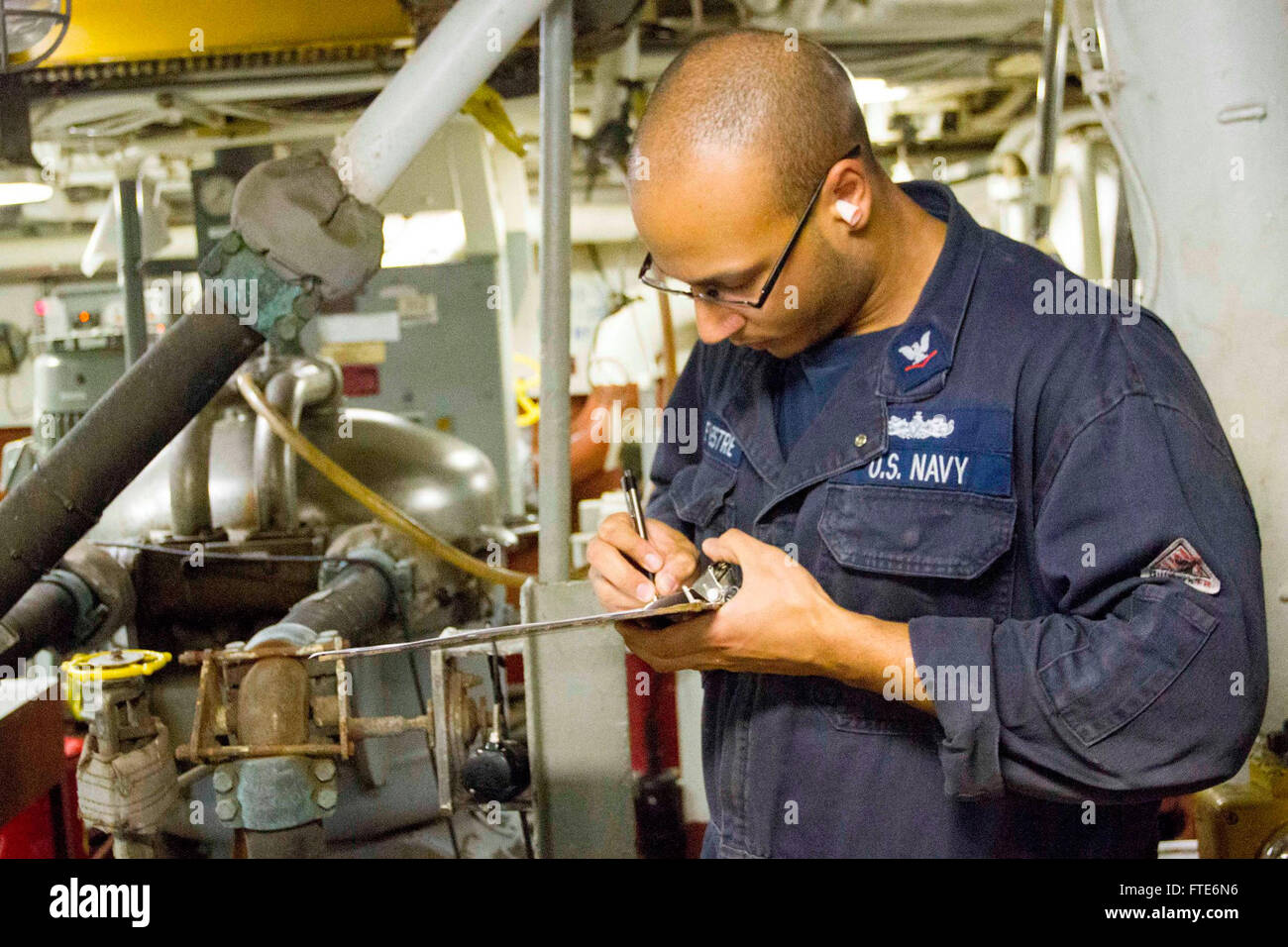A Gas Turbine Specialist aboard the USS Samuel B. Roberts (FFG 58 ...