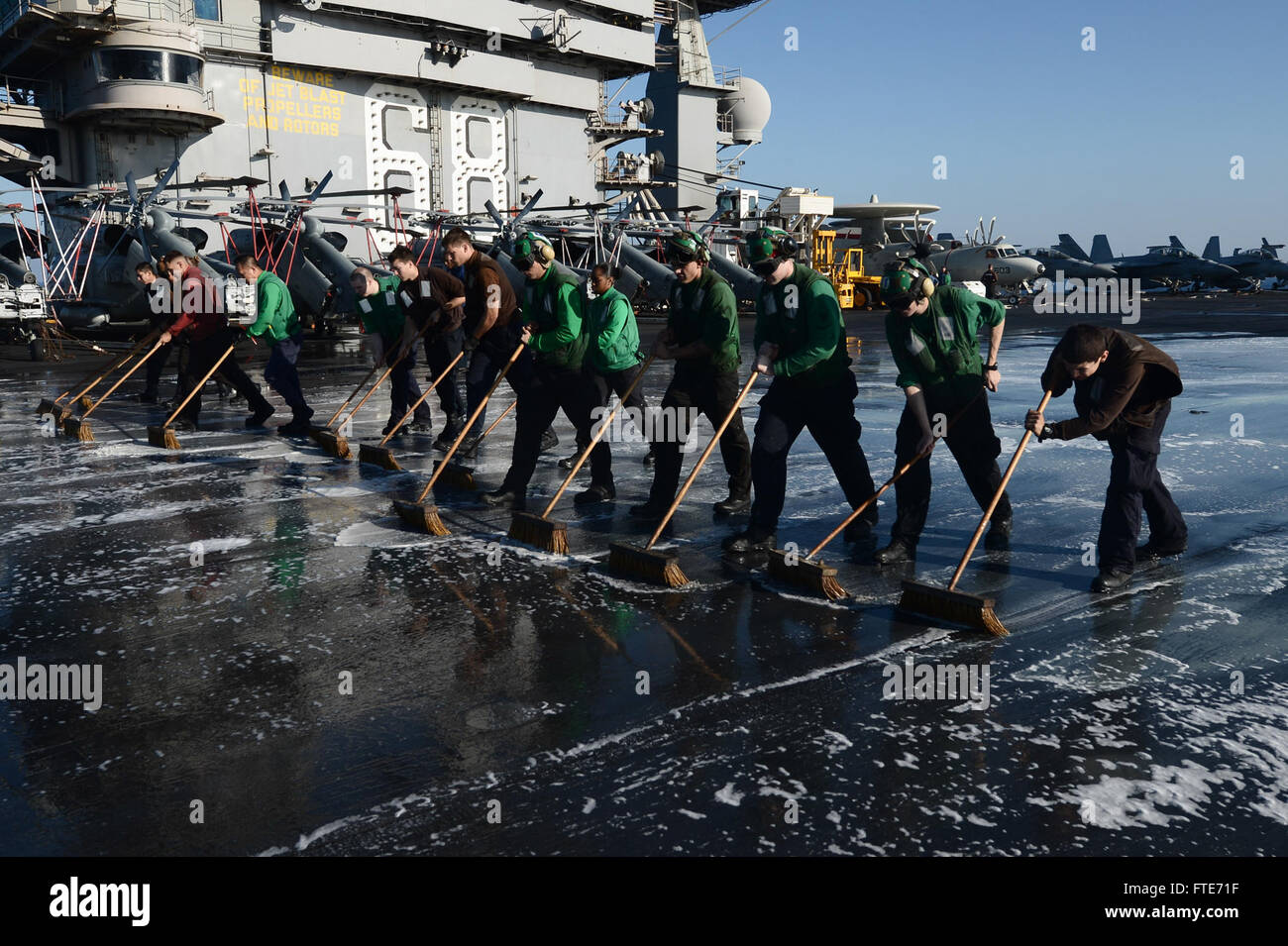 Sweep operations hi-res stock photography and images - Alamy