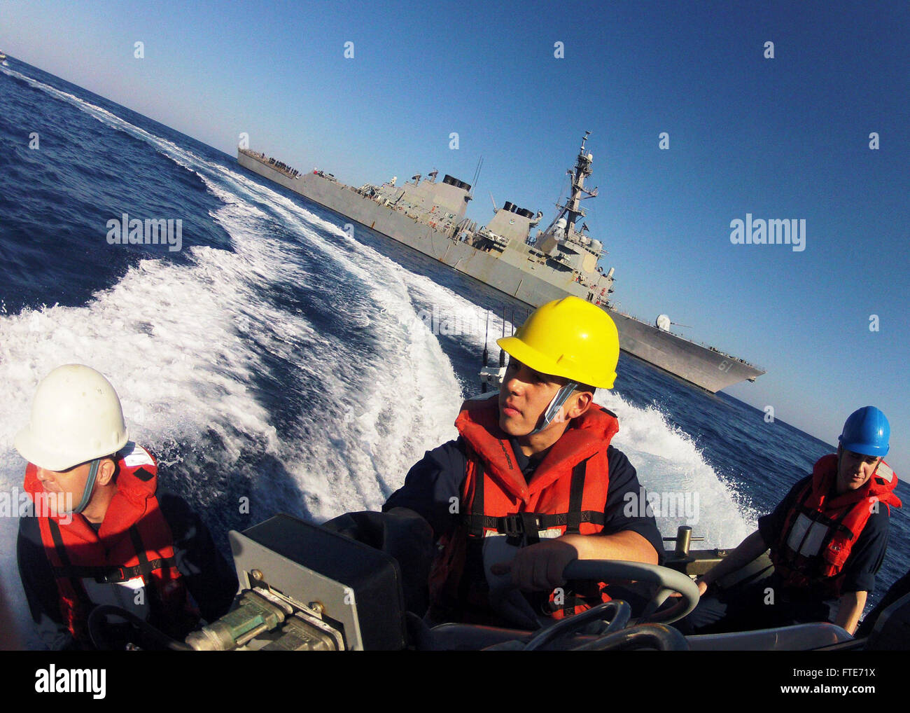 Boatswain's Mate Seaman Daniel Murphy of the USS Ramage (DDG 61 ...
