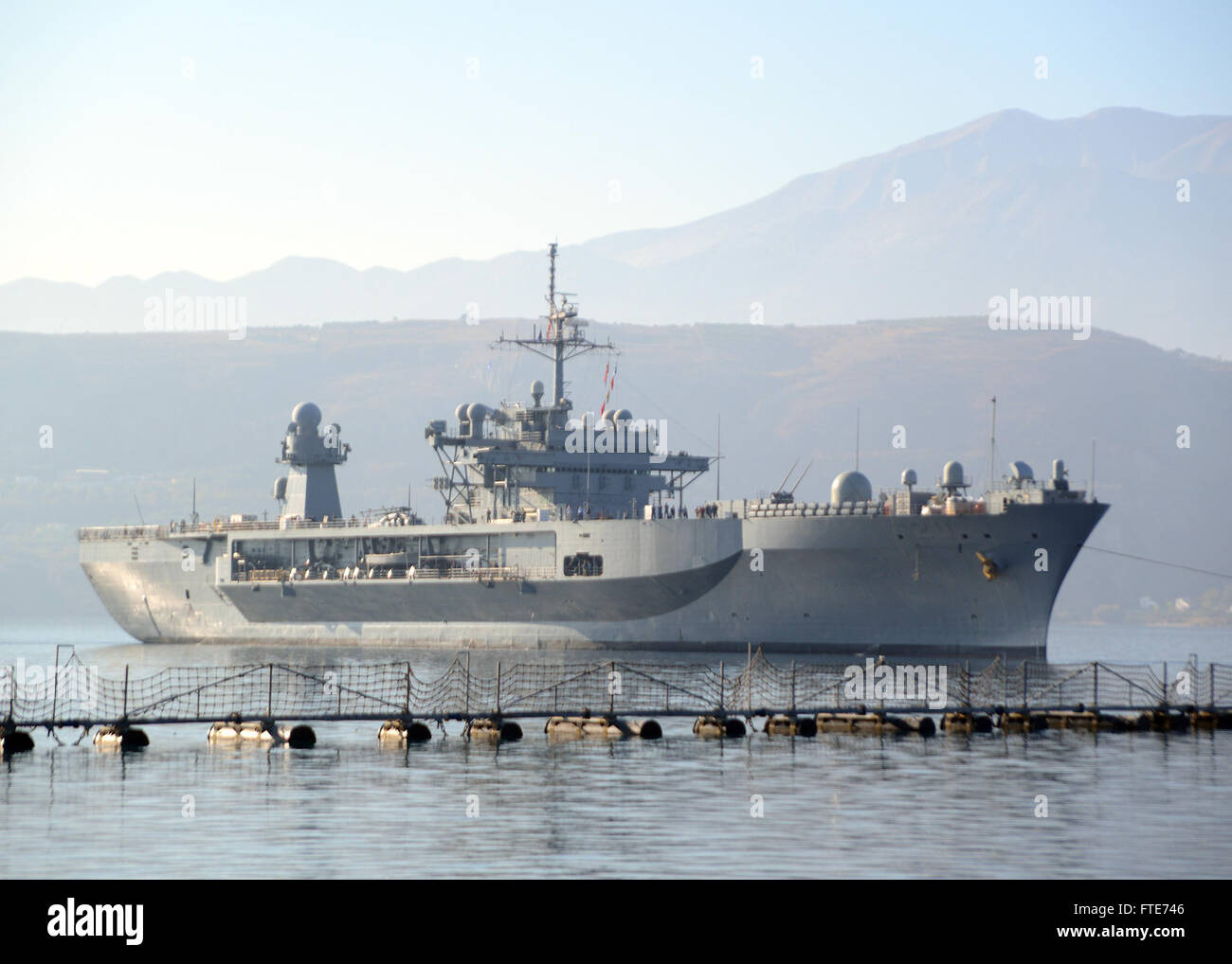 The USS Mount Whitney (LCC 20), the U.S. 6th Fleet flagship, arrives in ...