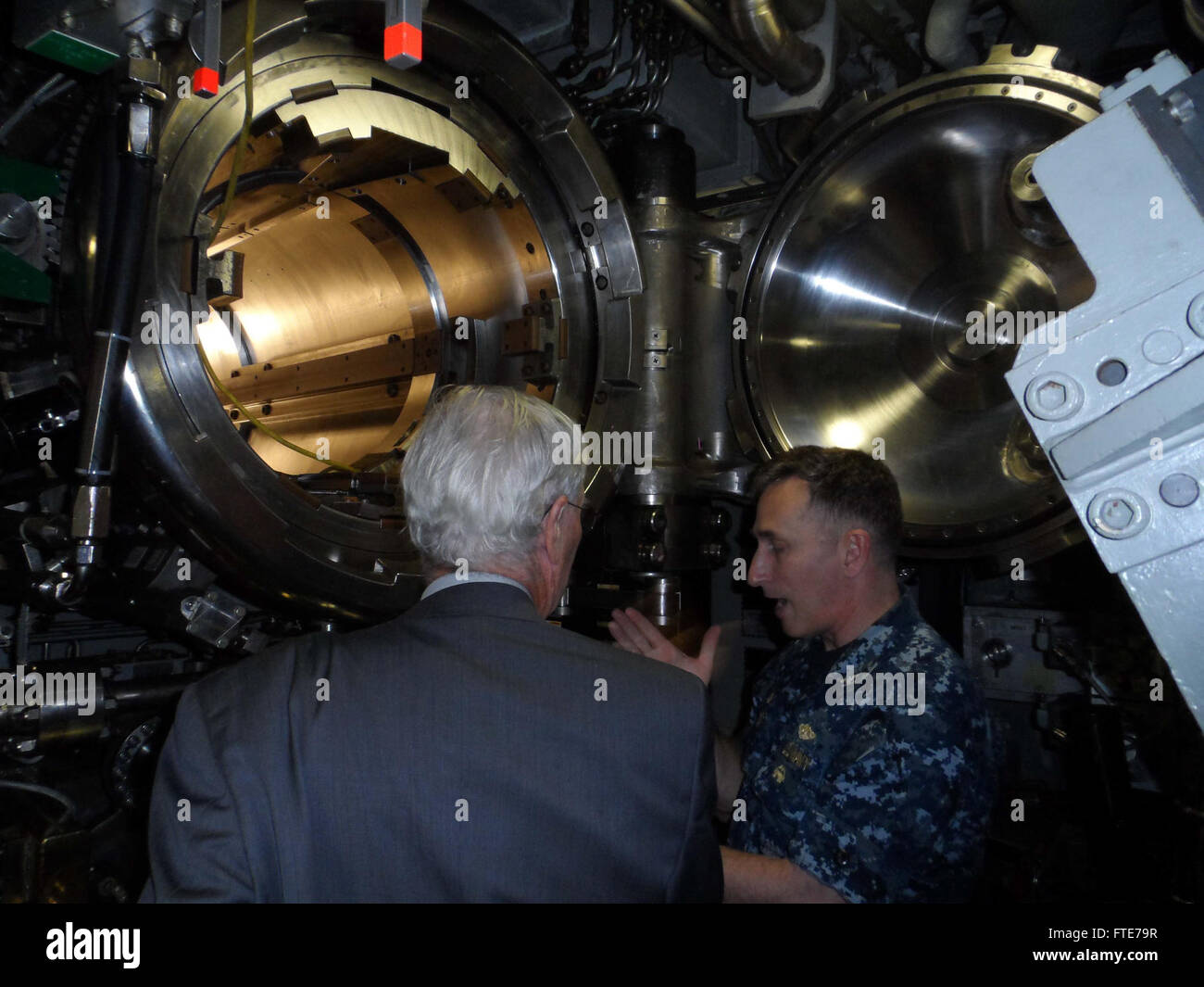 Uss seawolf hi-res stock photography and images - Alamy