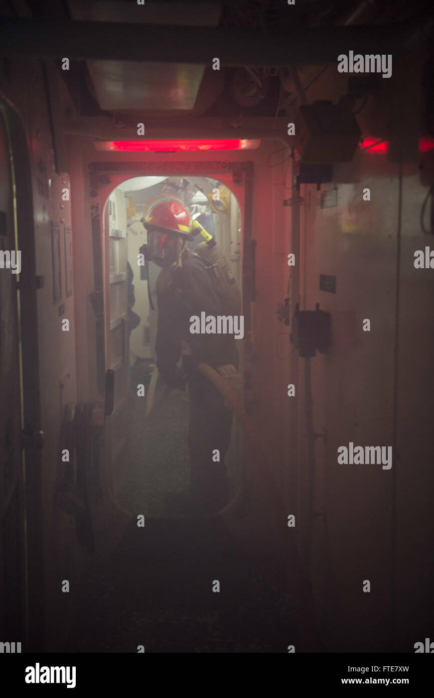 Navy fireman hi-res stock photography and images - Alamy