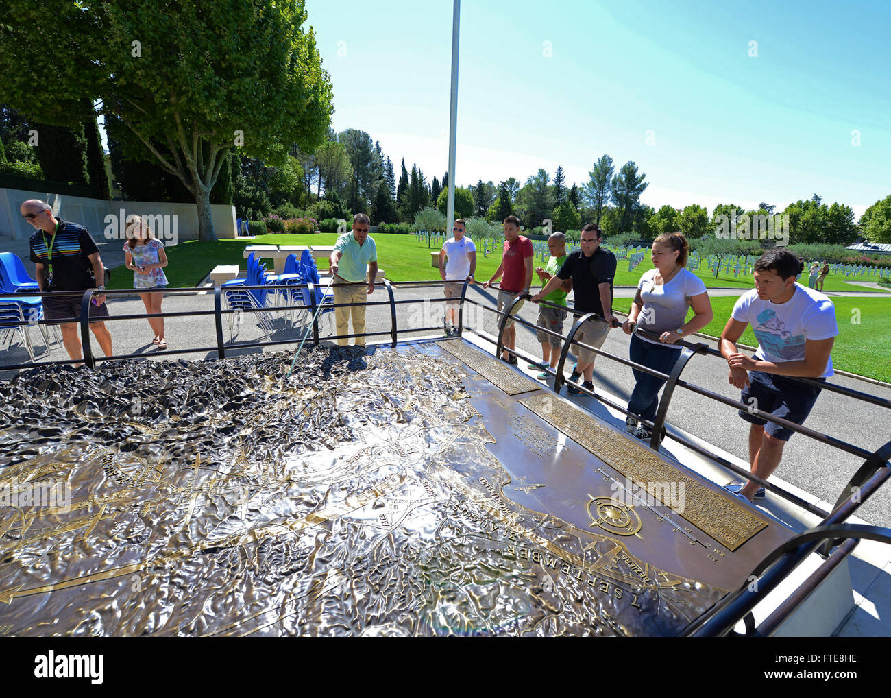 Sailors from USS Mount Whitney (LCC 20) participate in a Community ...
